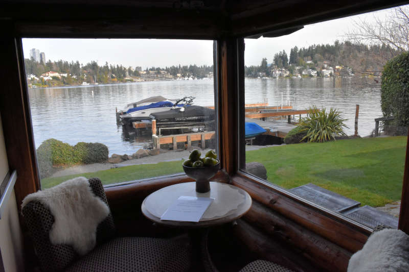 A Lakeside Cabin Near Seattle You'll Love • Small Town Washington