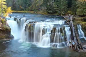 11 Inspiring Waterfalls in Washington State • Small Town Washington