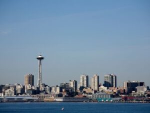 What to Wear in Seattle: Packing List for All Seasons • Small Town ...